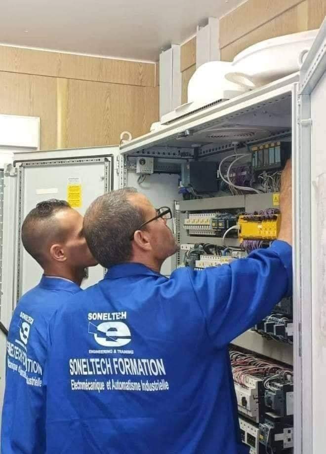 Electricité Bâtiments + Panneau Solaire | Sinaatek